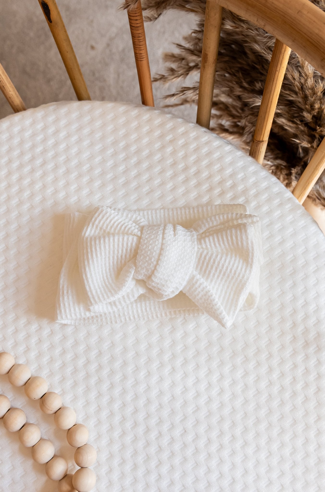 Top Knots | Baby Head Bow | White – TheGrayBearCompany